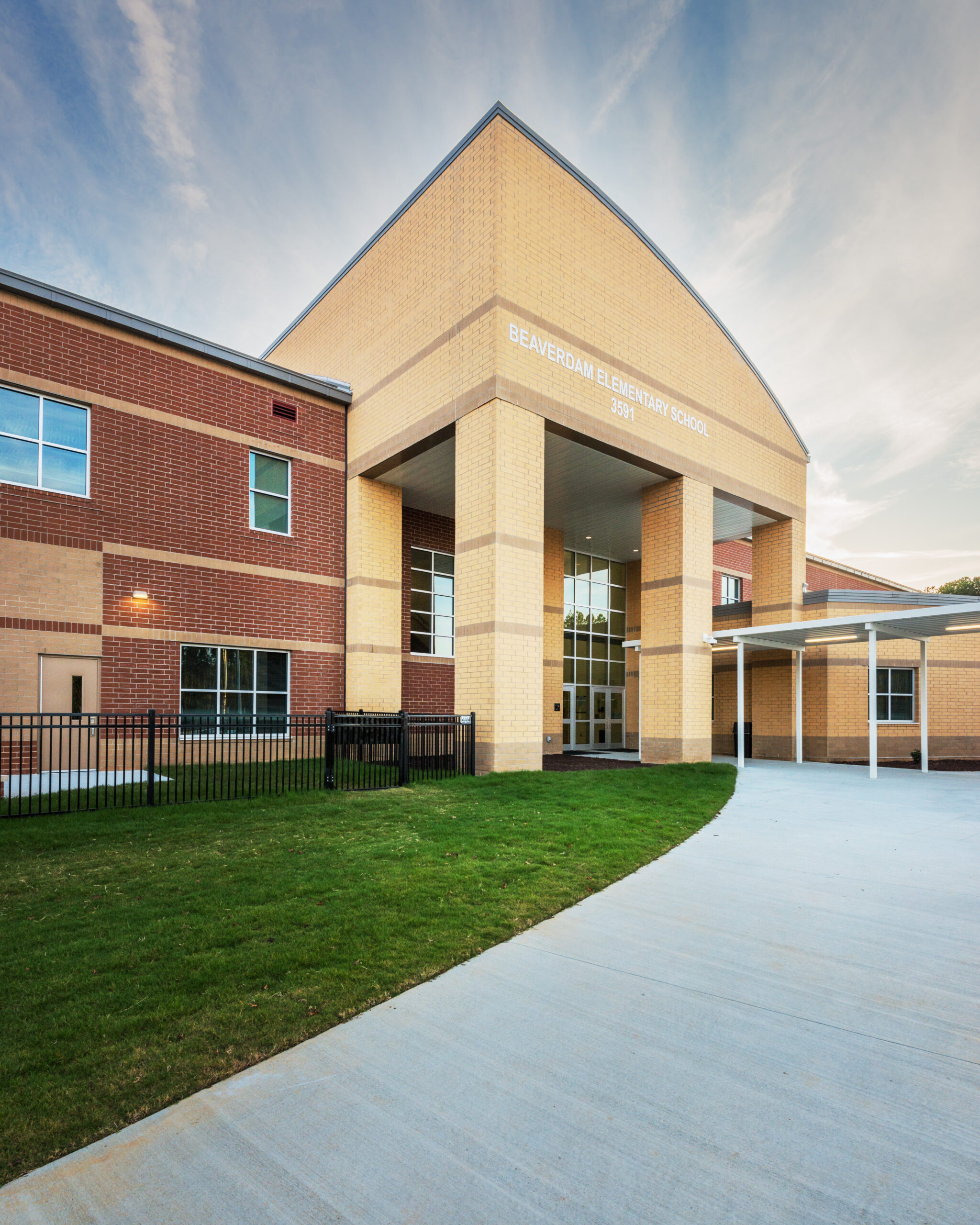 Beaverdam Elementary School - Barnhill